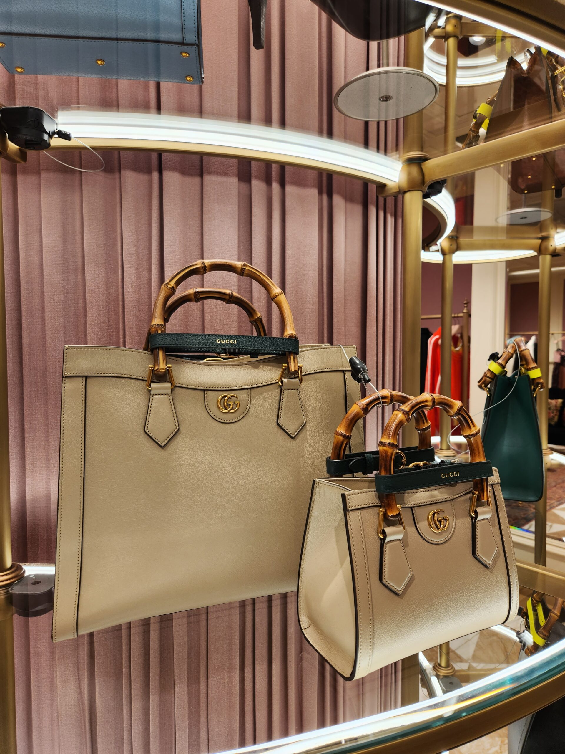 Gucci: Modern Designs in a Historic Location ☆ Folio.YVR Issue 15 ...